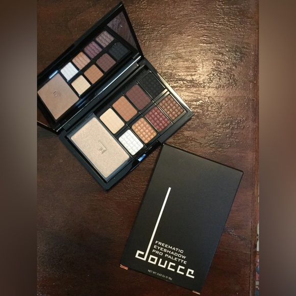 Doucce | Makeup | Doucce Freematic Limited Edition Smokey Pro Palette ...
